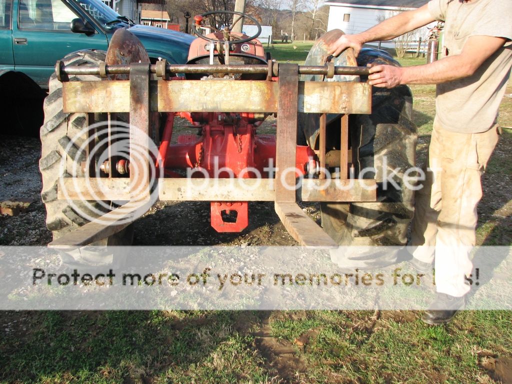 8N 3-Point Fork Lift: How Much Weight Can It Lift? | Yesterday's ...